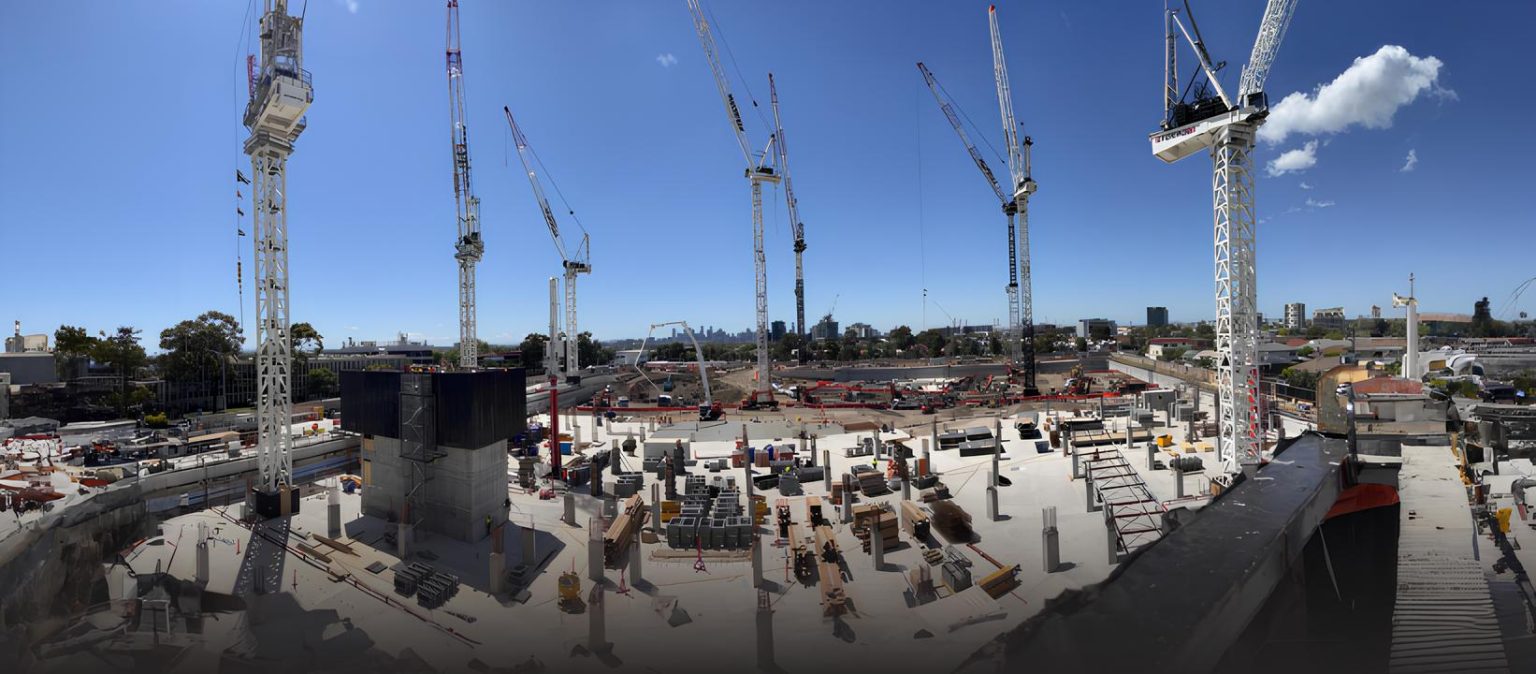 Favelle Favco Tower Cranes | Heavy Lifting Solutions